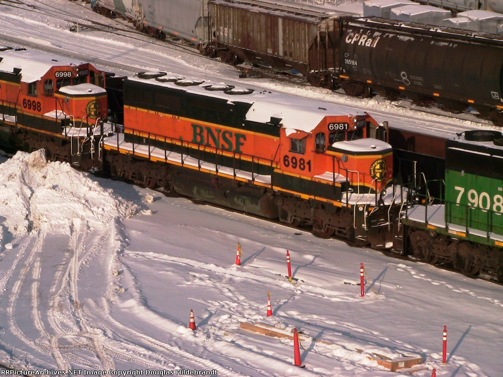 BNSF 6981